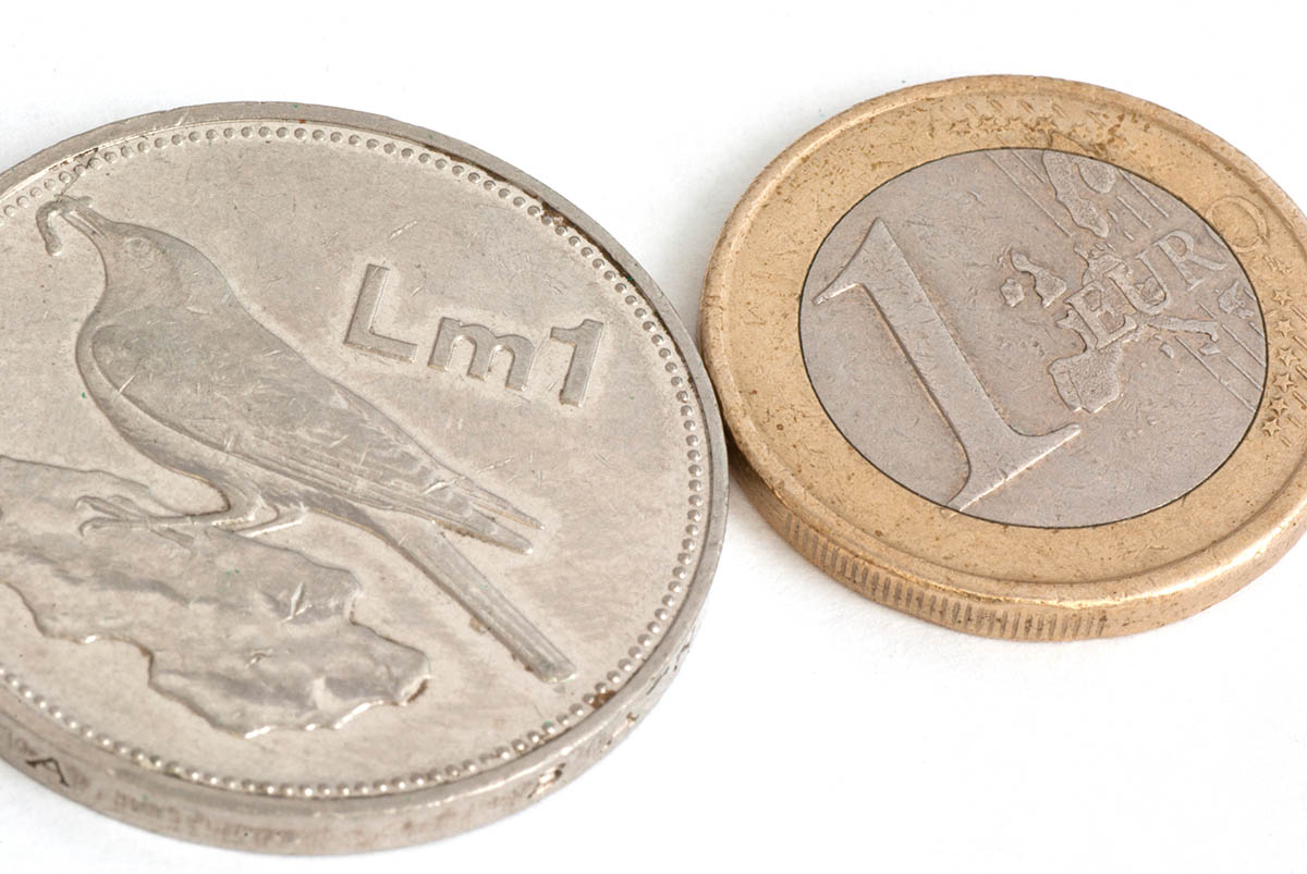 Banca Centrale: mancano all'appello 37 milioni di euro (15,9 milioni di ...