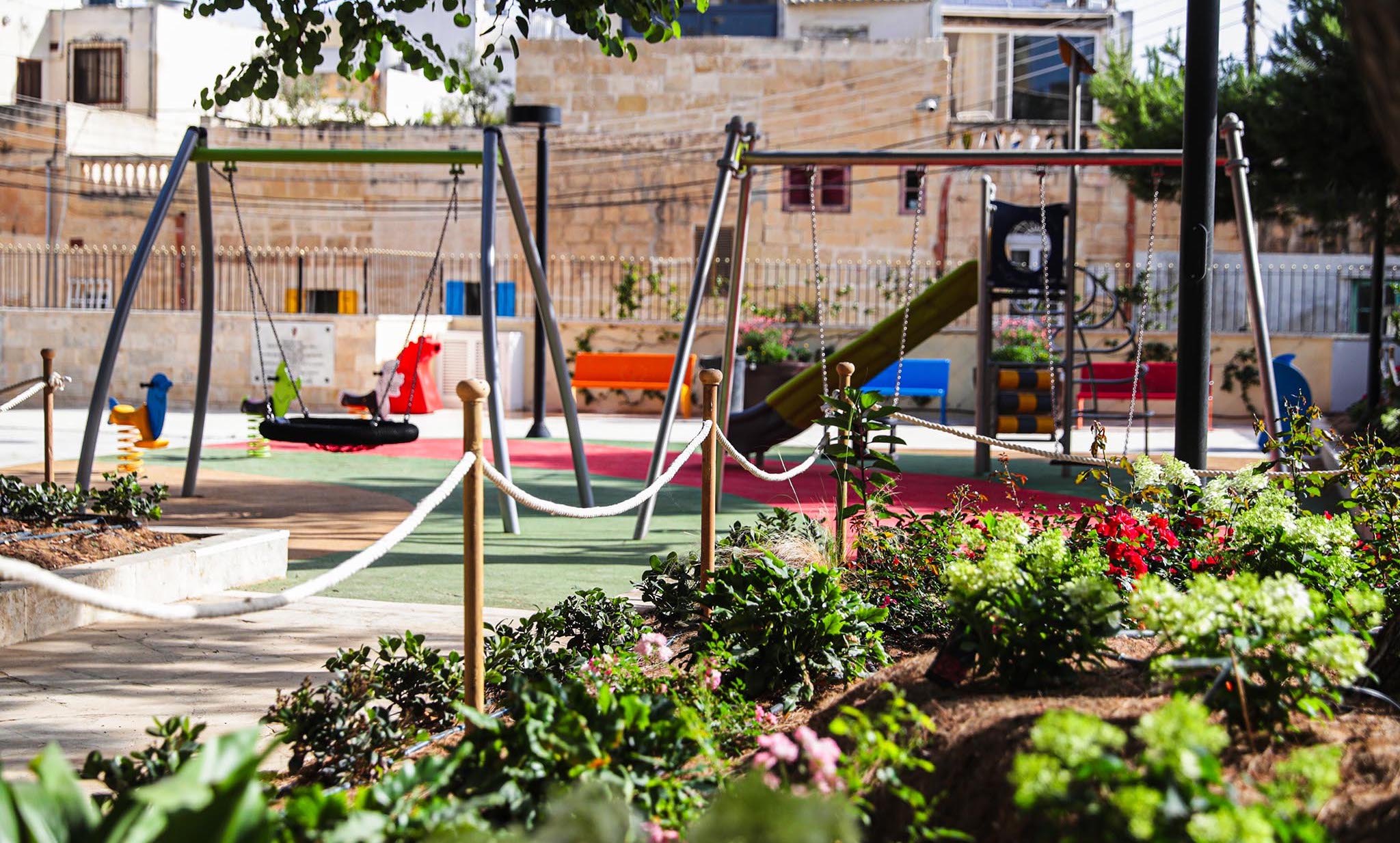 Inaugurato il rinnovato “Gnien Bir l-Iljun”, uno spazio verde nel cuore ...