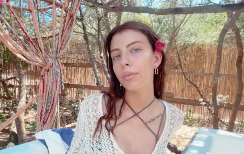 Claudia Chessa e la disperata fuga dal balcone: indaga anche la procura ...