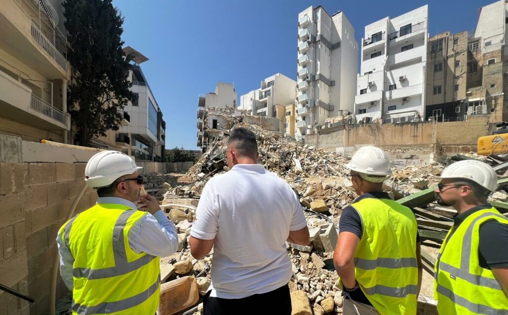 Paceville, architetti al lavoro sul crollo: esclusi scavi nel cantiere ...